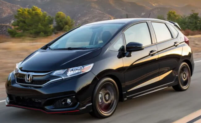 8 Best Cars For College Students Review 2022 To Buy | Locar Deals