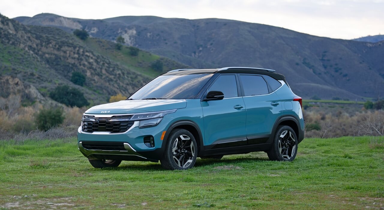 9 Best Cars For College Students In 2023 - Affordable & Reliable