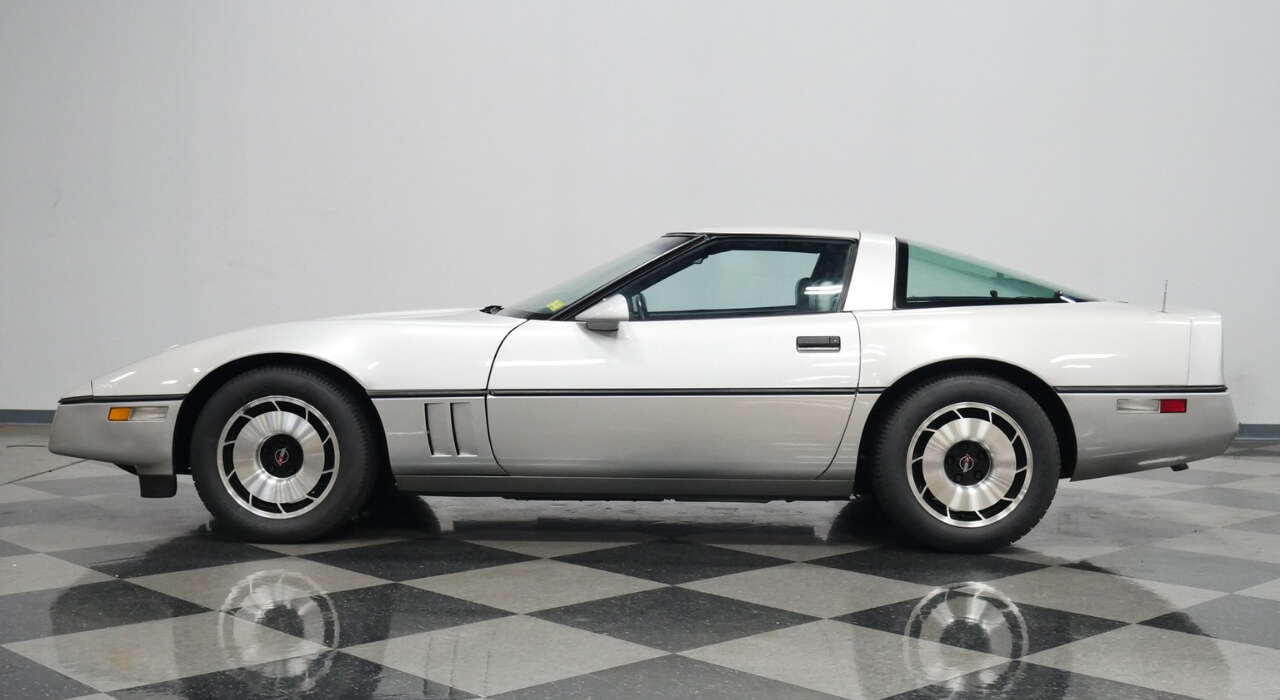 9 Best Cars With Pop-Up Headlights Ever Made – Impressive Cars