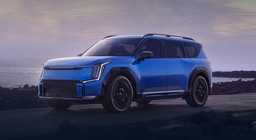 9 Popular Boxy Cars That Look Cool in 2024