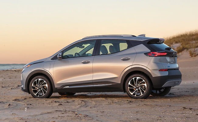 9 Cute Cars For Girls in 2021 - List of top Cutest Cars for Teenage Girls