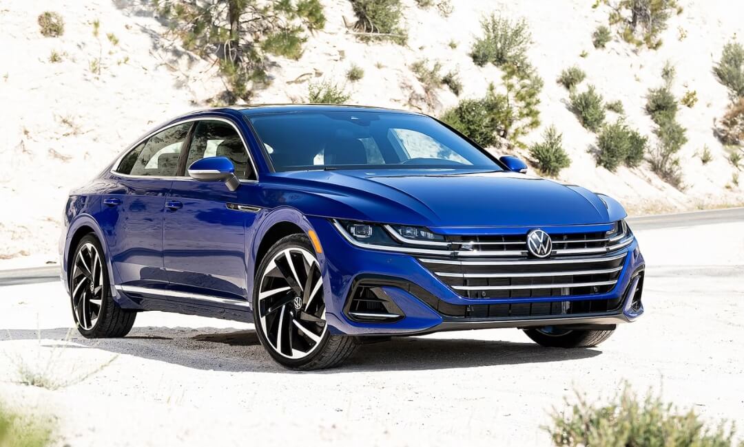 9 Affordable Best Large Sedans To Buy In 2024 & 2025