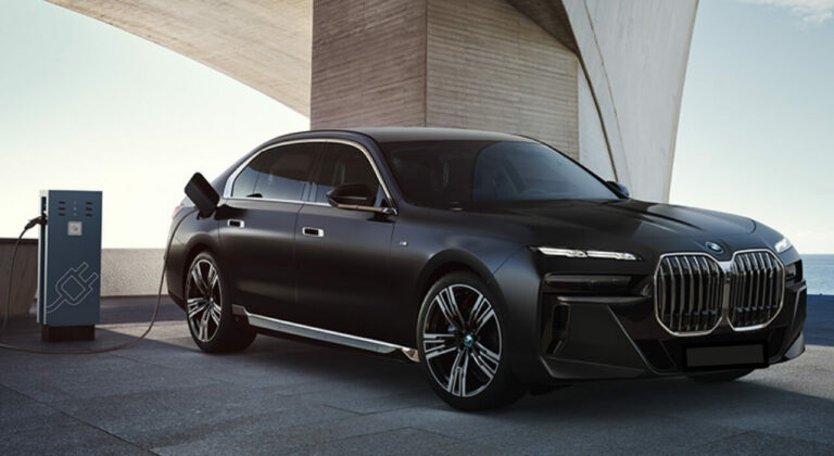 9 Affordable Best Large Sedans To Buy In 2024 & 2025