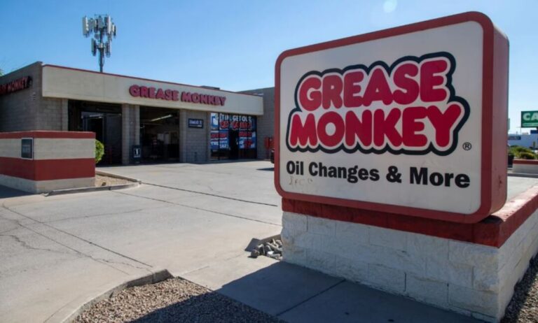 How Much Does a Grease Monkey Oil Change Price? Find Out Here