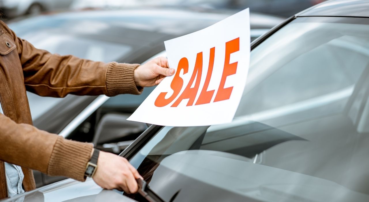 How to Sell a Used Car: A Comprehensive Step-By-Step - Locar Deals